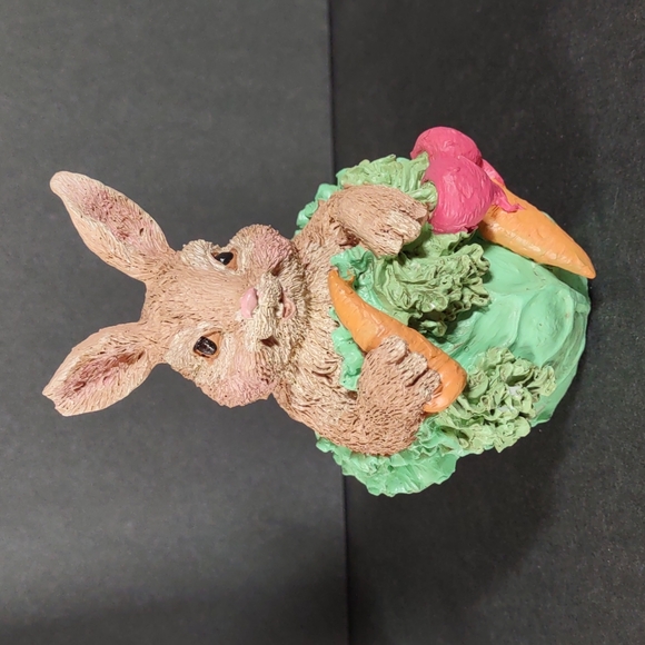 Midwest | Holiday | Easter Bunny Sculpture | Poshmark
